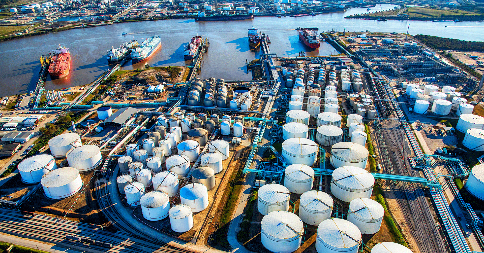 Dallas Fed Energy Survey suggests oil price drop won’t cause sector ...